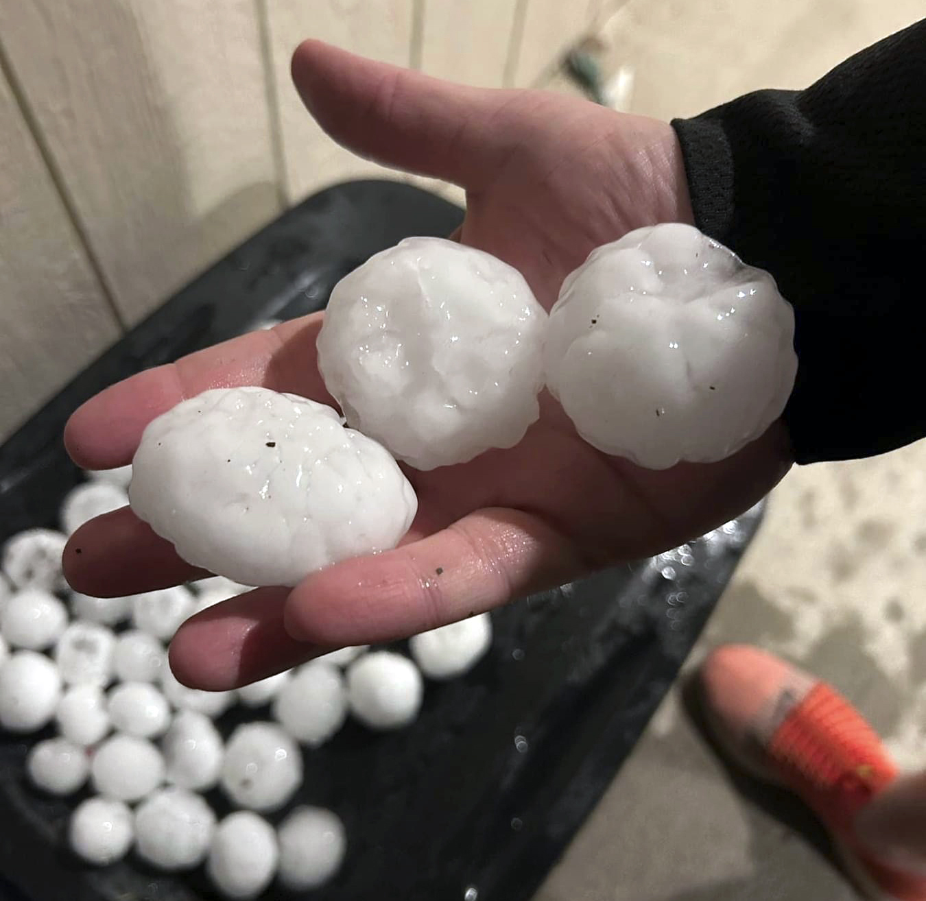 Storm carrying massive ‘gorilla hail’ hits parts of Kansas and Missouri ...